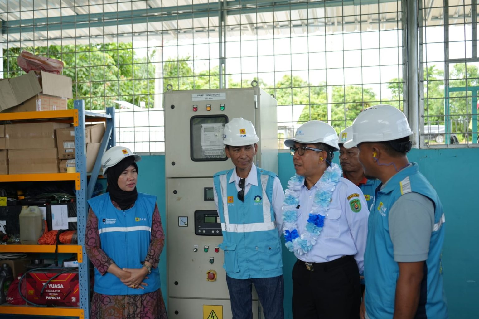 PLN Hadirkan Listrik 24 Jam untuk Dua Desa Pesisir di Kutai Timur ...